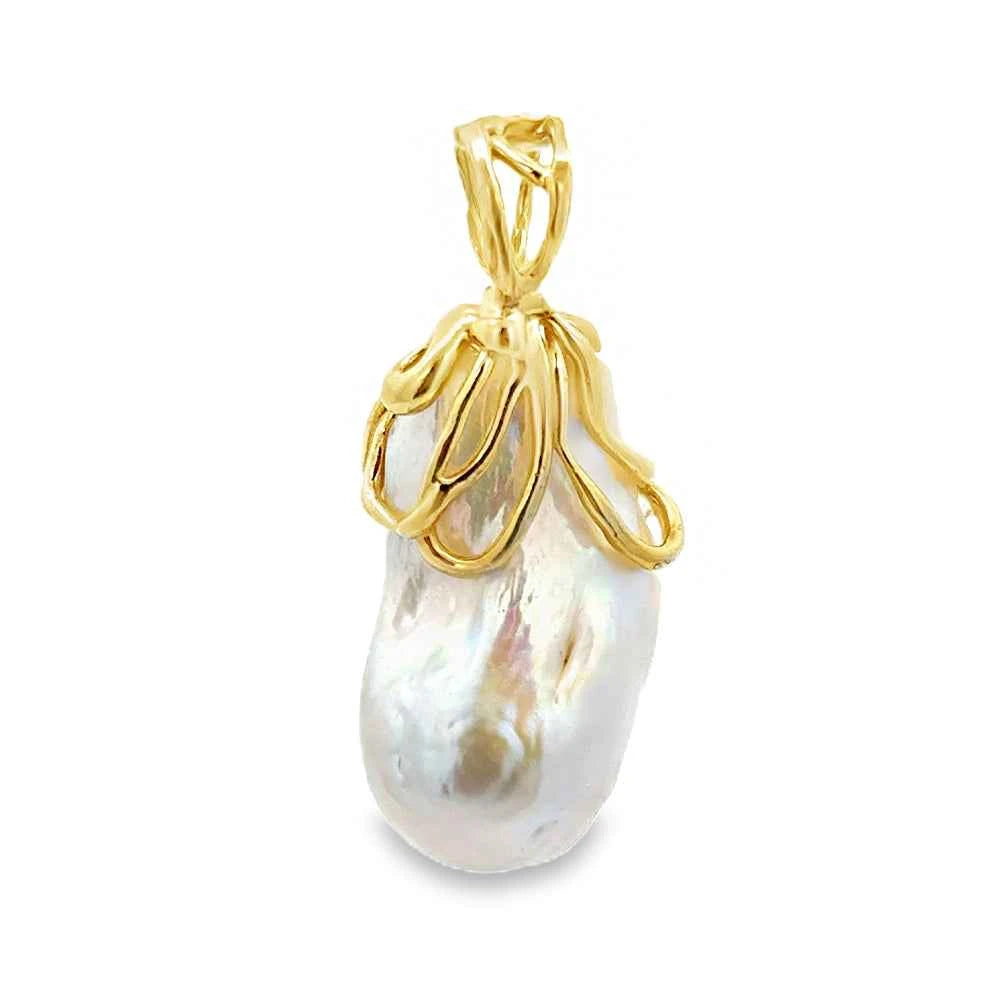 Сребърен медальон - Golden Embrace Baroque – Selina Jewellery